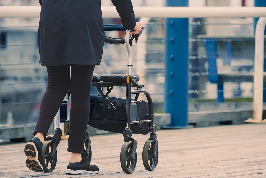 Gehilfen Arten für Senioren: Die optimale Unterstützung im Alltag - Der ...